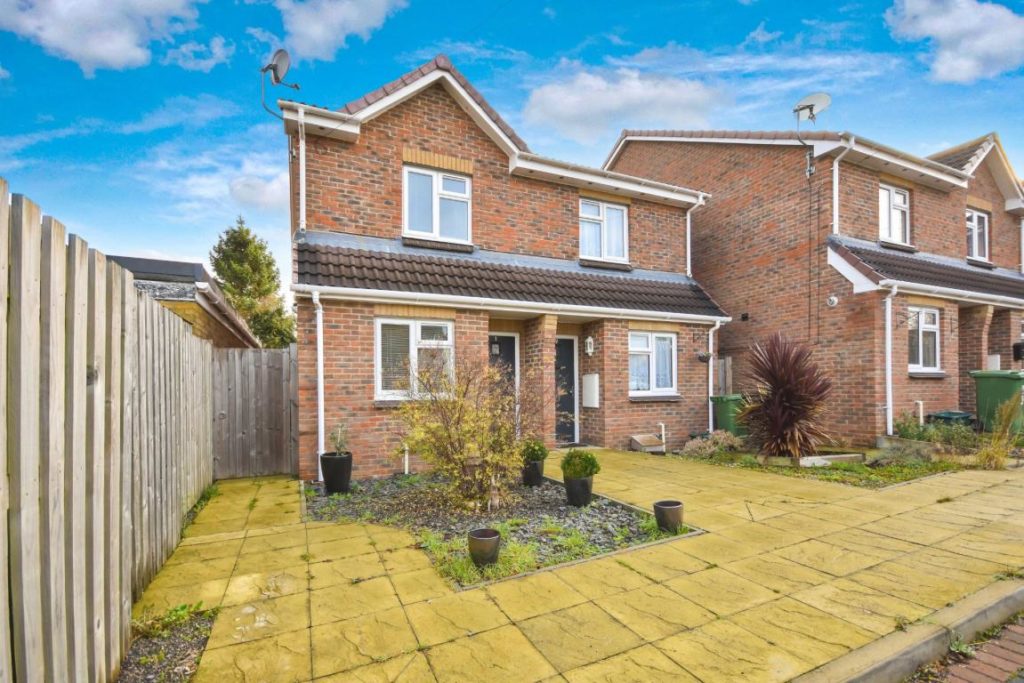 House Archives - Barons Estate Agents